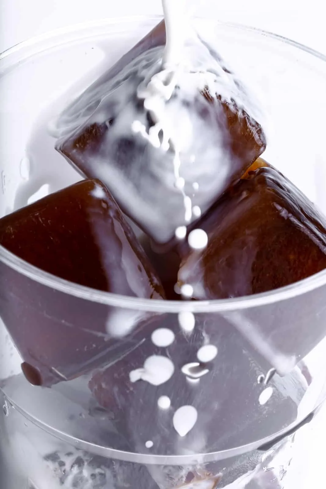 Can You Freeze Brewed Coffee? - dripped.coffee